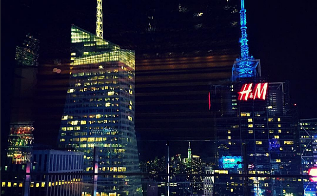 This App Lets You Change the Colors of Skyscraper Spires, But Will You ...