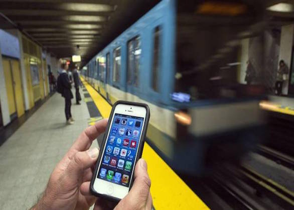 So NYC Is Actually Getting Free Wi-Fi in Every Subway By the End of ...