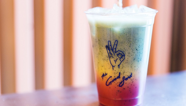 This Rainbow Iced Latte Is Here to Dethrone the Unicorn Frappuccino ...