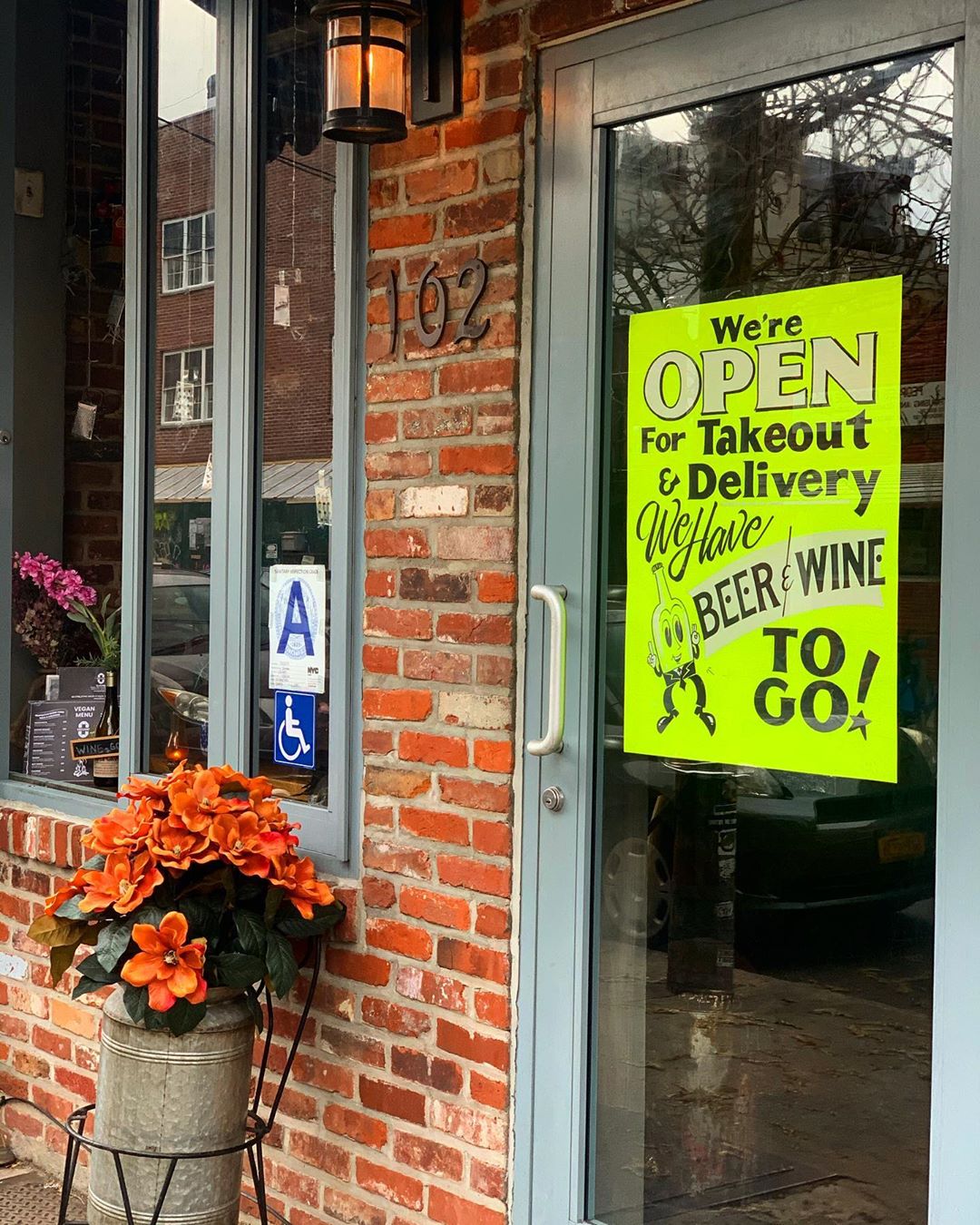 Quarantine Eats: Delicious Restaurants Still Open for Business 🍕🍔🍽 ...